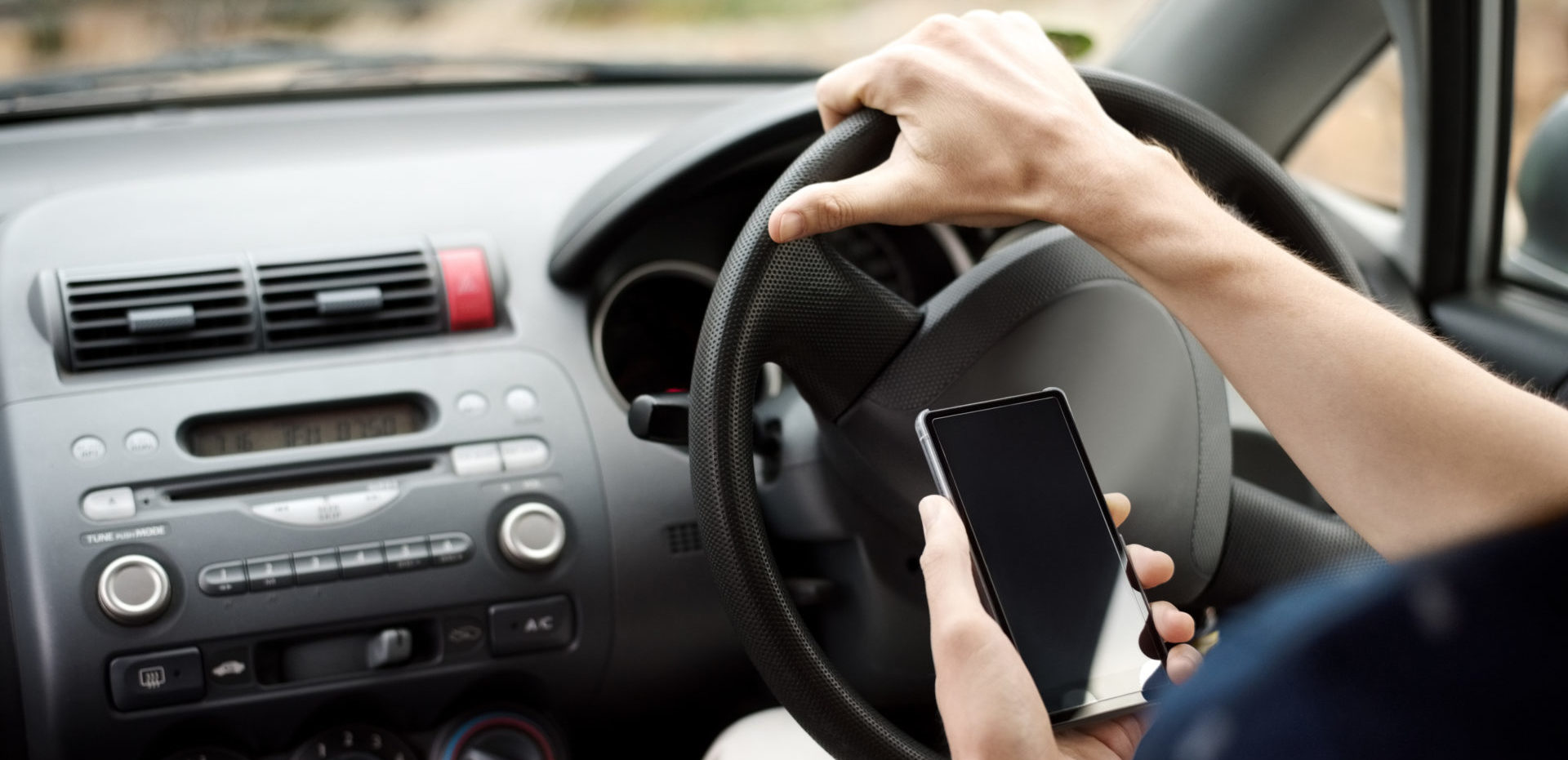 Mobile phone rule motorists forget | sa move The RAA Magazine