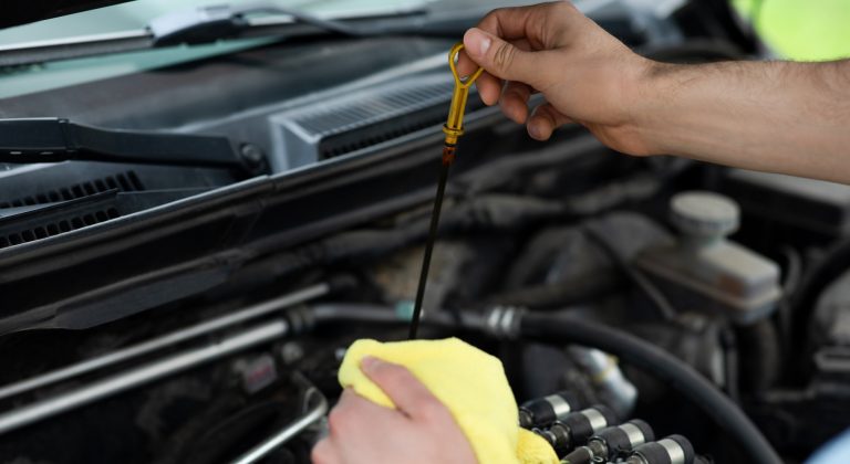 Overfilling your engine oil | sa move The RAA Magazine