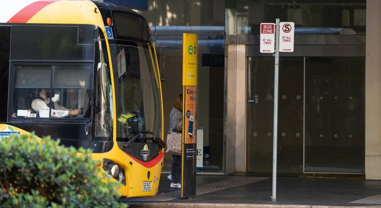 Where can you drop off passengers? | sa move The RAA Magazine