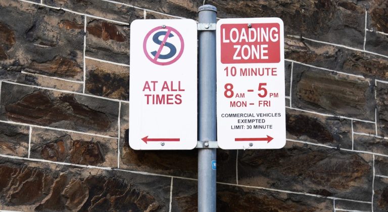 Where can you drop off passengers? | sa move The RAA Magazine