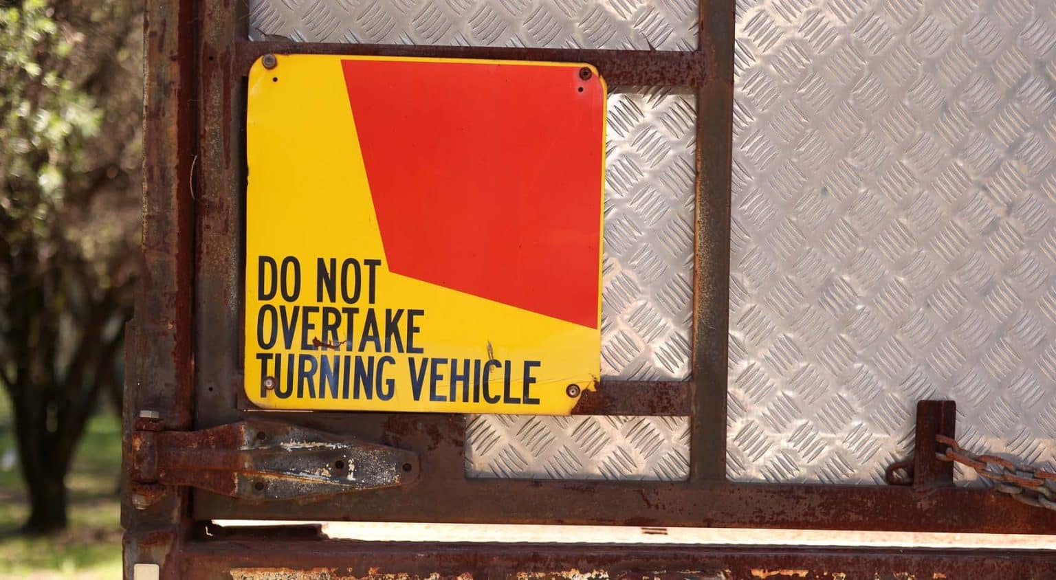 5 obscure road rules | sa move The RAA Magazine