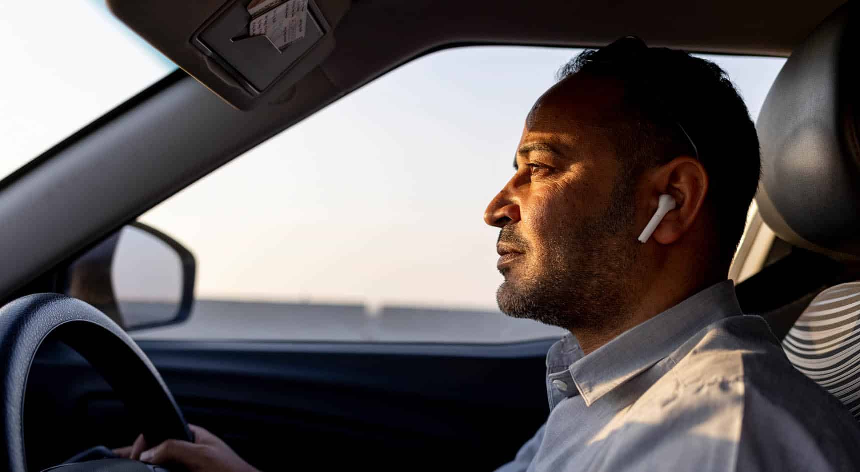 Can I wear headphones while driving | sa move The RAA Magazine