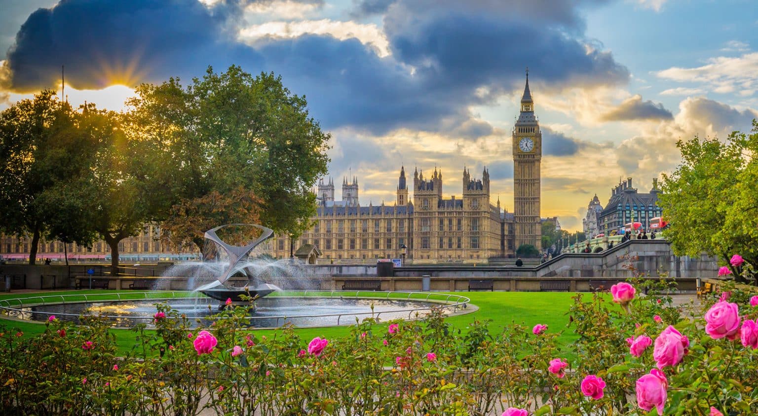 Great Britain's monarchs and myths | sa move The RAA Magazine